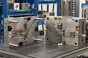 Customized 8 Cavity Each Plastic Injection Mold OEM Auto Injection Mould